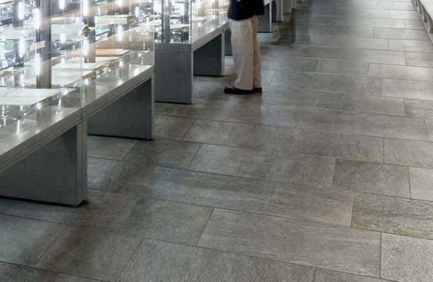 Walks CT | Porcelain Tile | Indoor & Outdoor White and Grey Tile