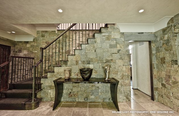 Ponderosa Variegated™ Natural Quartzite | Mosaic Building Stones