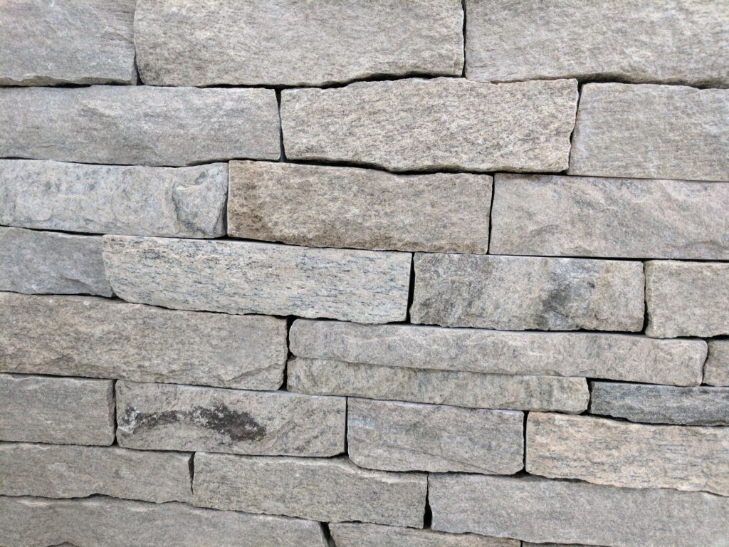 Tierra™ Natural Quartzite Building Stones | Beige Veneer Stones