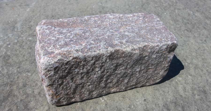 Scandia Pink Soft Regulation Cobblestone CT | Garden Edging